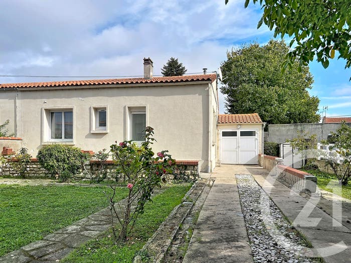 La Rochelle, Bel-Air, Fétilly, La Trompette : Maison 3 pièces à vendre