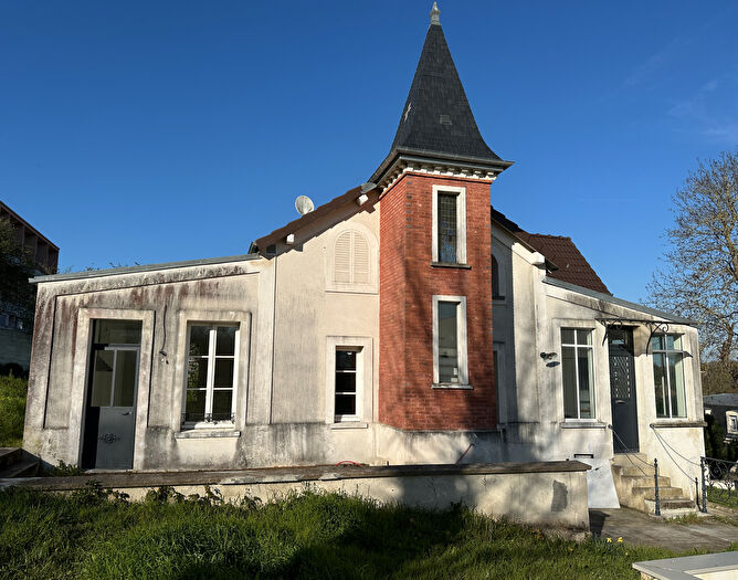 Melun, Centre-ville : Maison 6 pièces à vendre