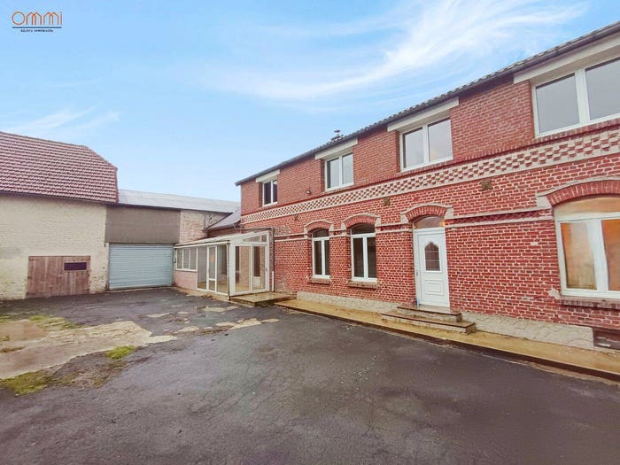 Maison 5 pièces à Gomiécourt, à louer
