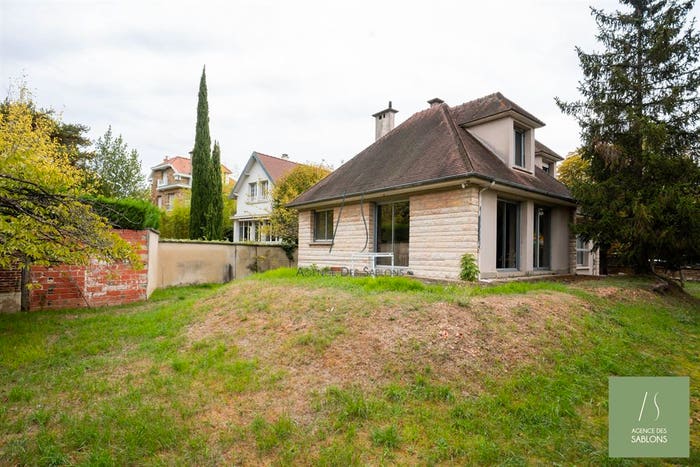 Le Vésinet, Charmettes, Merlettes : Maison 7 pièces à vendre