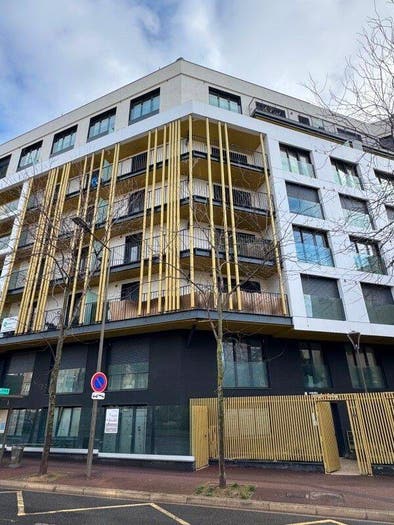 Centre Ville, Suresnes - Appartement 4 pièces à louer