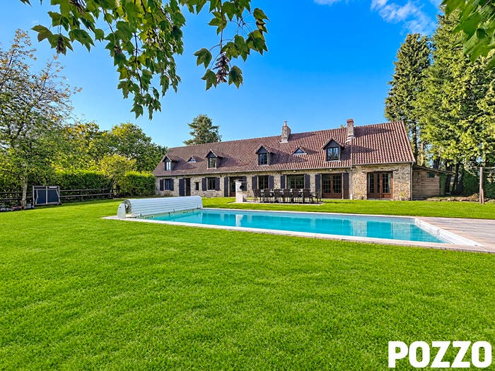 Maison 8 pièces à Montchauvet, à vendre