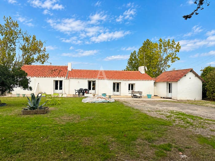 Saint-Jean-de-Monts, Rue Notre-Dame, Bois Joly, Vredon, Vacherie, Tonnelle - Maison 5 pièces à vendre