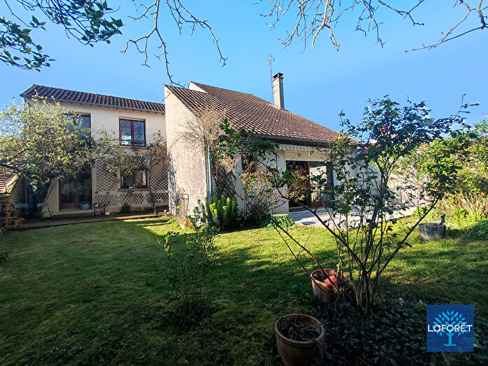 Maison 7 pièces à Bouray-sur-Juine, à vendre