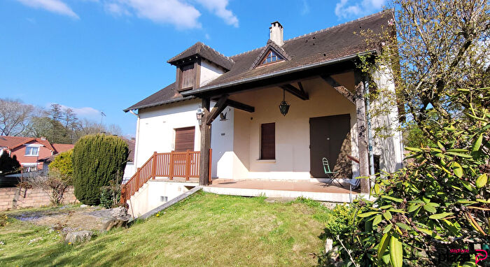 Saint-Rémy-lès-Chevreuse - Maison 9 pièces à vendre
