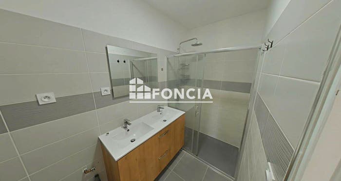 Maison 5 pièces à louer à Bornel