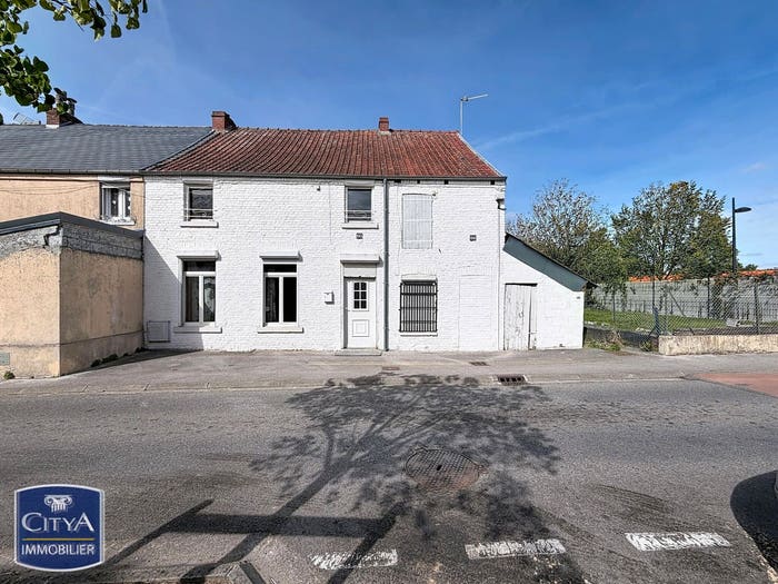 Hautmont, Boussières : Maison 7 pièces à vendre