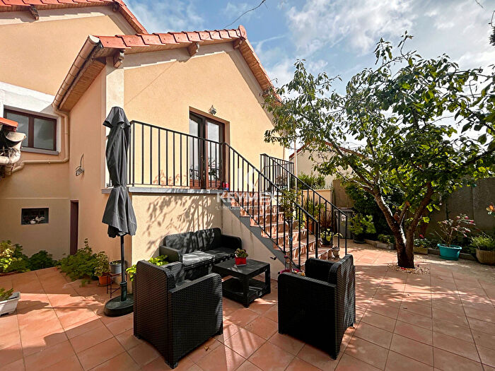 Limay, Centre-ville : Maison 6 pièces à vendre