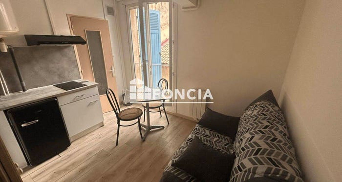 Intra Muros, Manosque - Appartement 1 pièce à louer