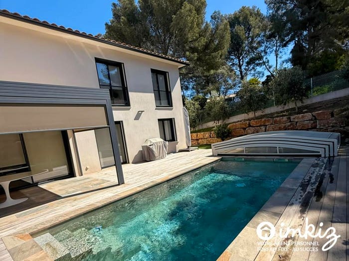 Maison 5 pièces à Sanary-sur-Mer, La Cride, Beau Cours, à vendre