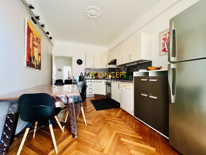 Appartement 4 pièces à vendre à Nice, Saint-Pierre de Feric