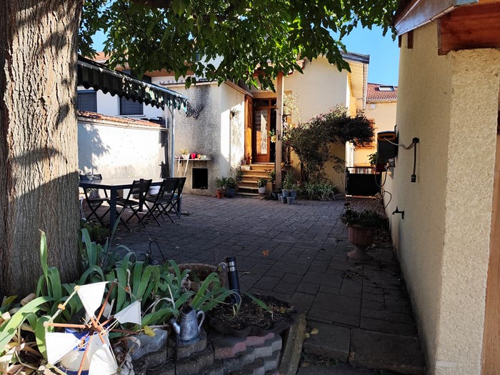 Bessenay - Appartement 4 pièces à vendre