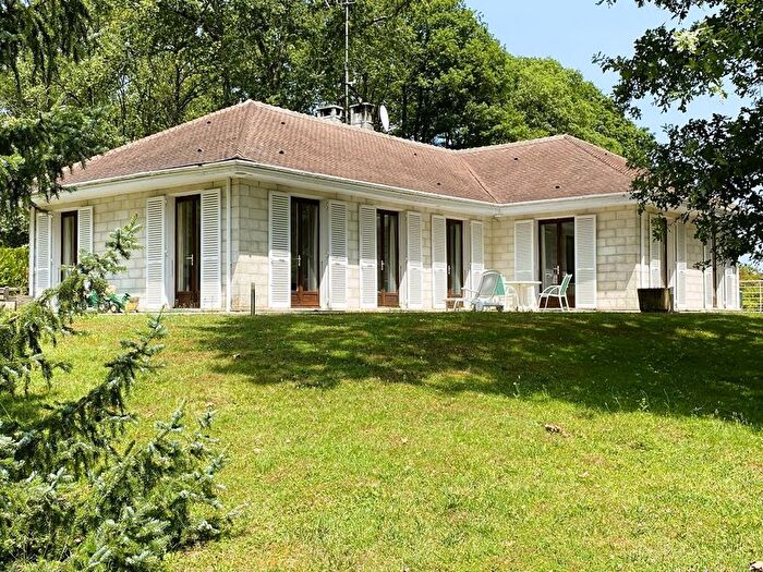 Maison 8 pièces à Courtenay, à vendre