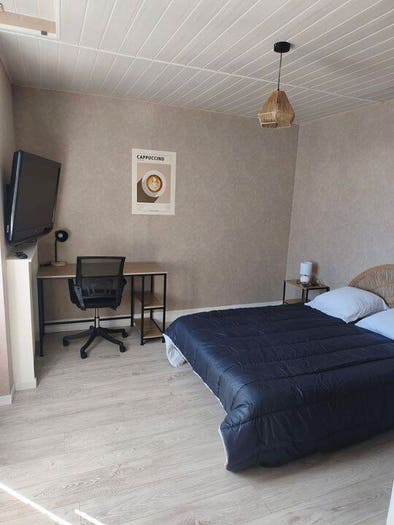 Appartement 1 pièce à louer - République, Aurillac