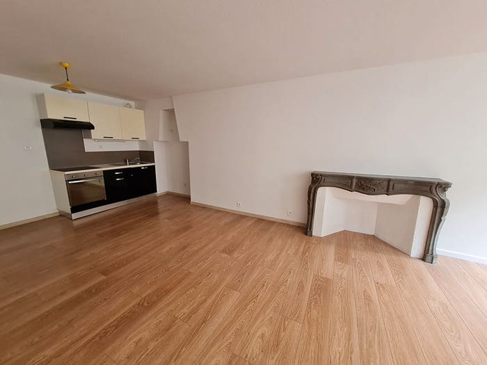 Appartement 2 pièces à louer - Besançon, Battant