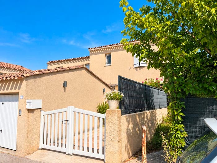 Maison 4 pièces à louer - Aix-en-Provence, Luynes