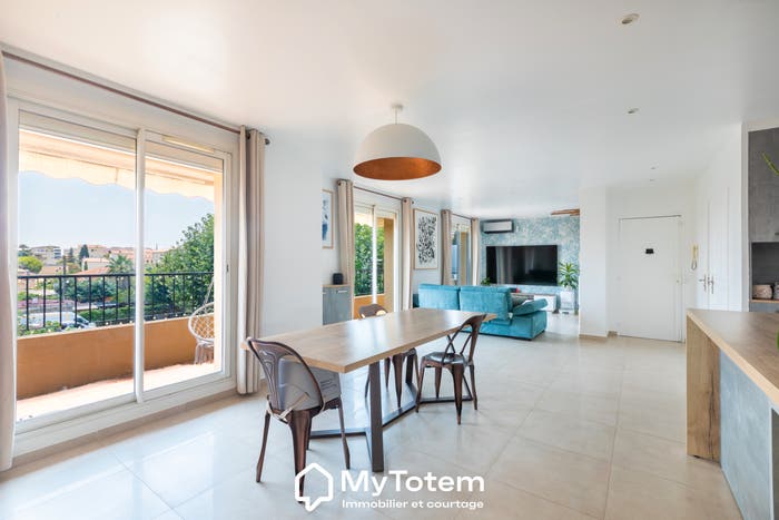 Saint-Laurent-du-Var, Galinières, Pomarels : Appartement 3 pièces à vendre