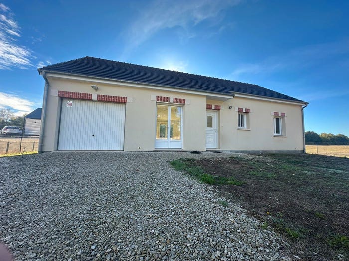 Guilly : Maison 4 pièces à vendre