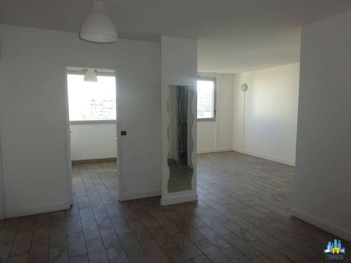 Appartement 3 pièces à Gambetta, Courbevoie, à louer
