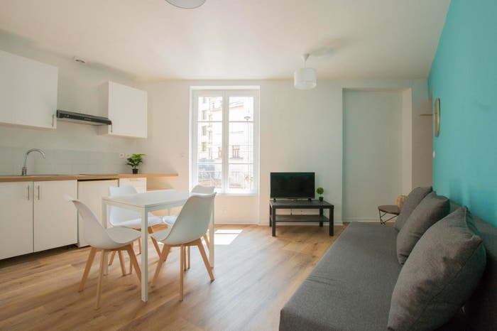 Appartement 1 pièce à Saint-Étienne, Tardy, Colline des Pères, Bizillon, à louer