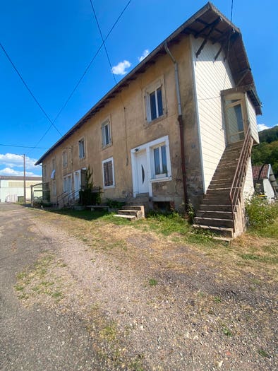 Appartement 11 pièces à vendre à La Longine