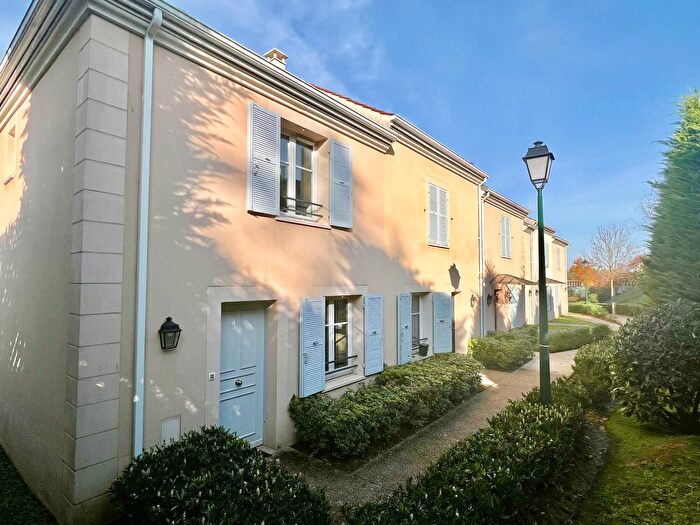 Maison 4 pièces à vendre - Fontenay-le-Fleury, Sables, Démènerie