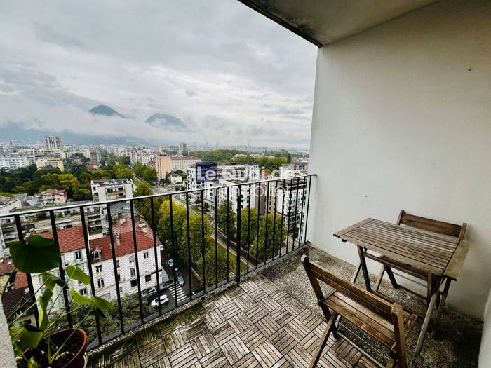 Appartement 3 pièces à Allies-Clos d'Or, Grenoble, à louer