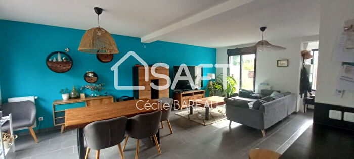 Maison 5 pièces à D'Huison-Longueville, à vendre