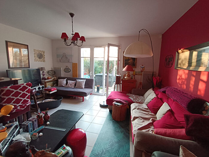 Maison 4 pièces à Fontenay-le-Fleury, Vieux village, à vendre