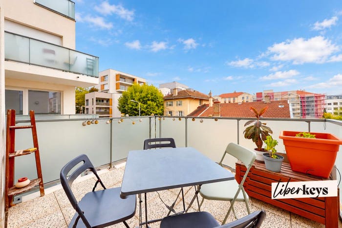 Lyon 8ème, Etats Unis : Appartement 3 pièces à vendre
