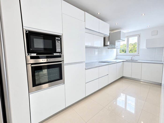 Appartement 4 pièces à louer à Versailles
