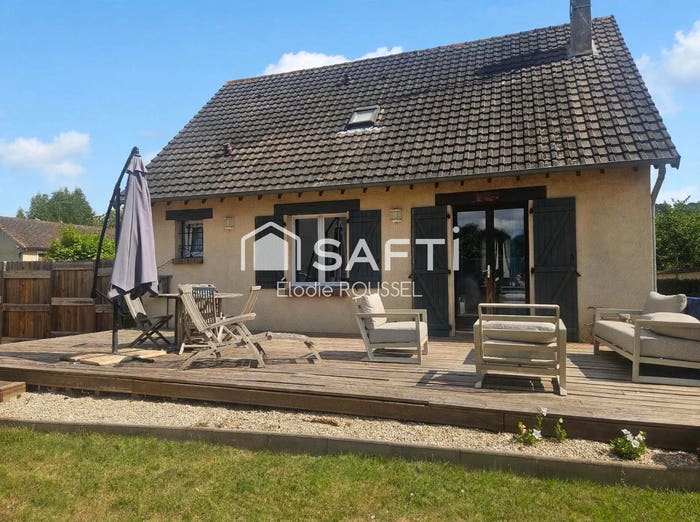 Maison 6 pièces à Port-Mort, à vendre