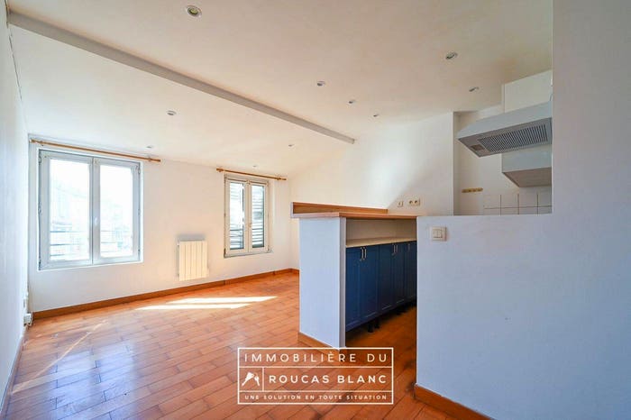 Cinq Avenues, Marseille 4ème arrondissement - Appartement 2 pièces à louer