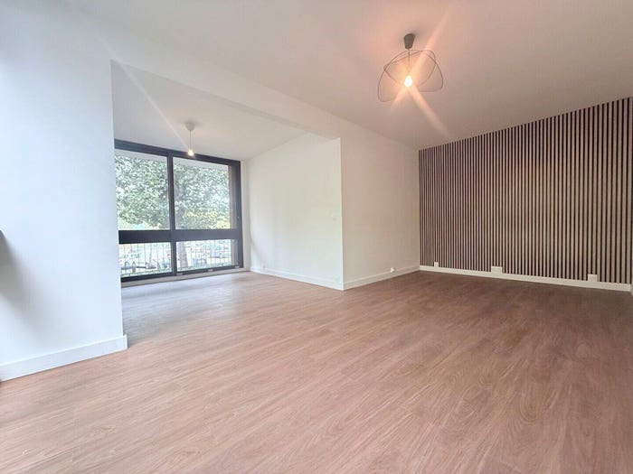 Appartement 4 pièces à Parc Saint Cyr-Haut de Fontenay, Fontenay-le-Fleury, à louer
