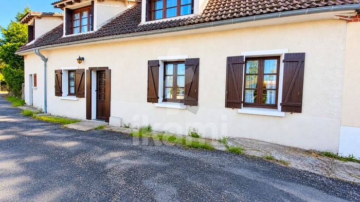 Dun-le-Poëlier : Maison 4 pièces à vendre