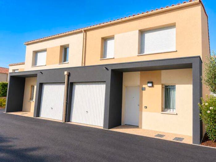 Appartement 4 pièces à louer à ZI Le Tubé-La Bayanne, Istres