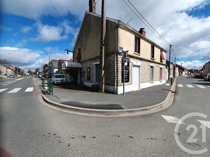 Pussay : Maison 9 pièces à vendre