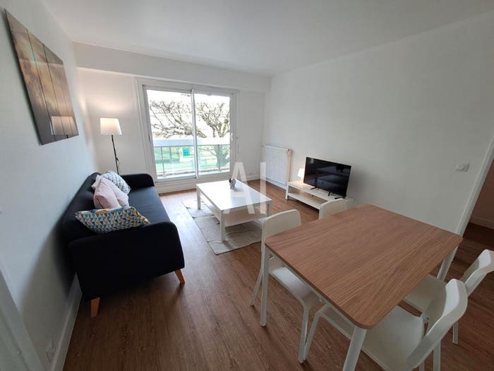 Appartement 2 pièces à louer - Poissy, Centre-ville