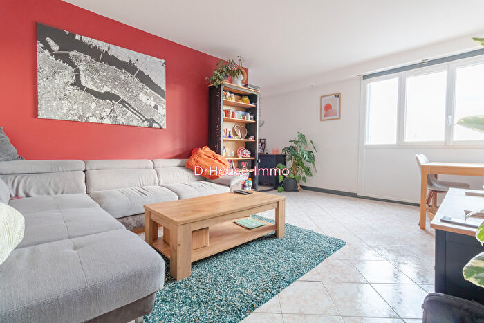 Mantes-la-Ville, Louise Michel - Appartement 4 pièces à vendre