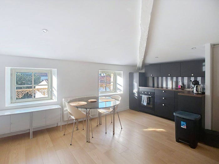 Appartement 2 pièces à louer à Centre Ville, La Rochelle