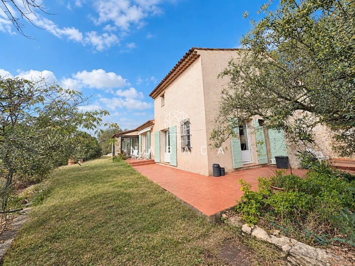 Maison 6 pièces à vendre à Fayence