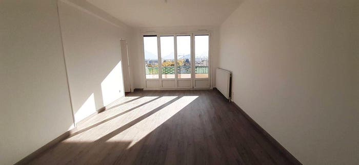 Appartement 1 pièce à louer - Comboire, Échirolles