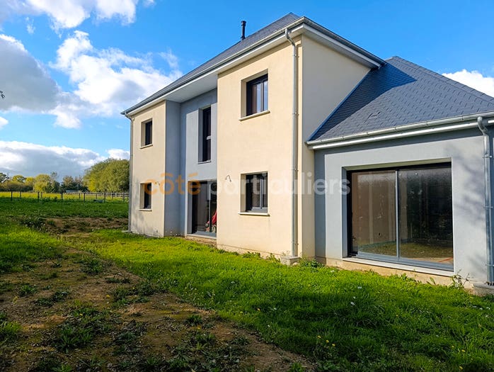 Maison 7 pièces à vendre à Le Molay-Littry
