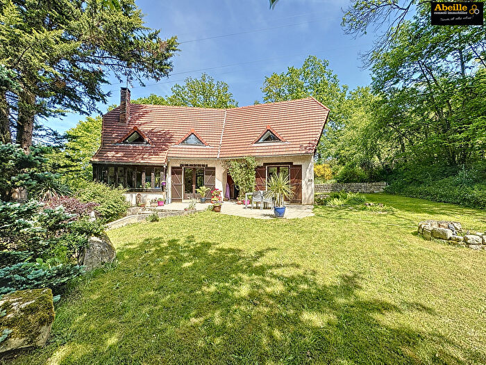 Maison 5 pièces à Saint-Chéron, à vendre