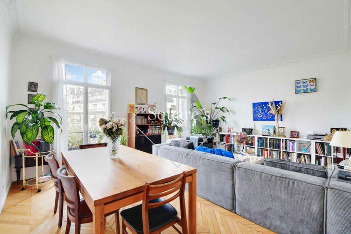 Appartement 4 pièces à Paris 8ème, à vendre