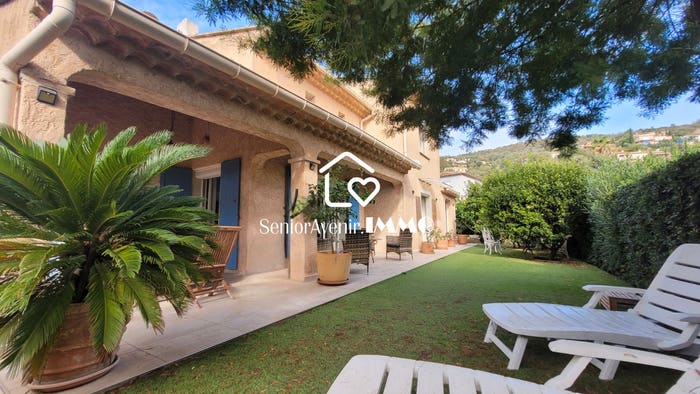 Bormes-les-Mimosas, Centre-ville, Le Pin - Maison 6 pièces à vendre