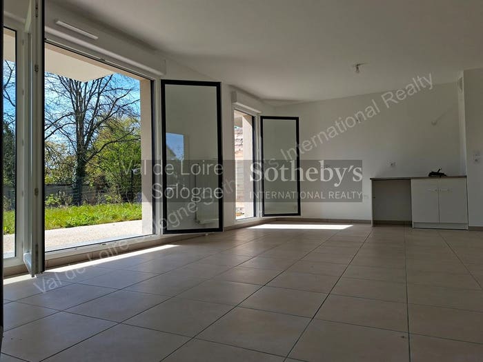 Orléans, Saint-Marc, Faubourg Bourgogne : Appartement 4 pièces à vendre