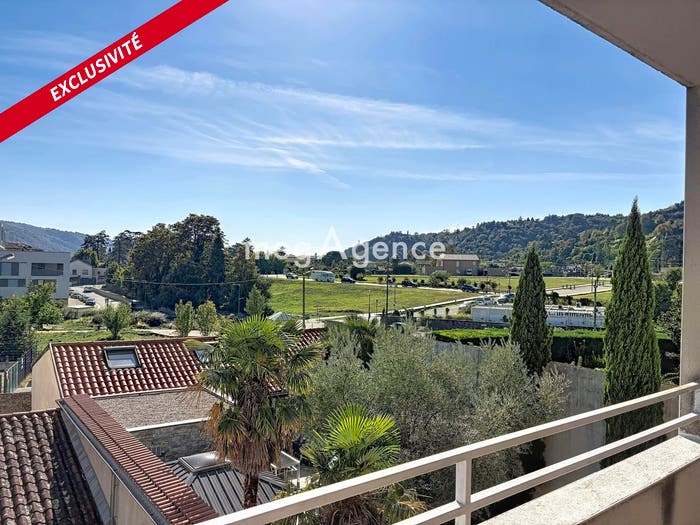 Sainte-Colombe : Appartement 4 pièces à vendre