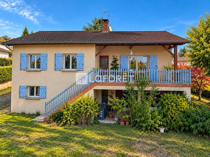 Maison 4 pièces à Saint-Laurent-de-Chamousset, à vendre