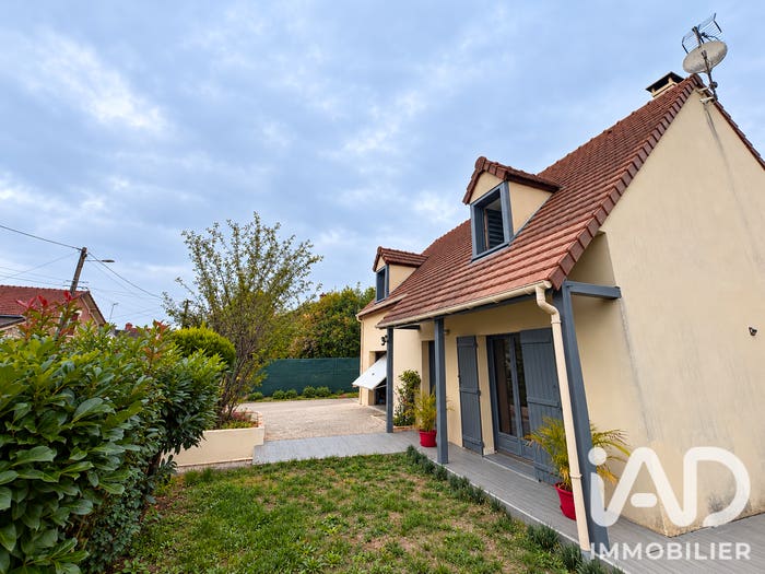 Jouy-sur-Morin : Maison 5 pièces à vendre